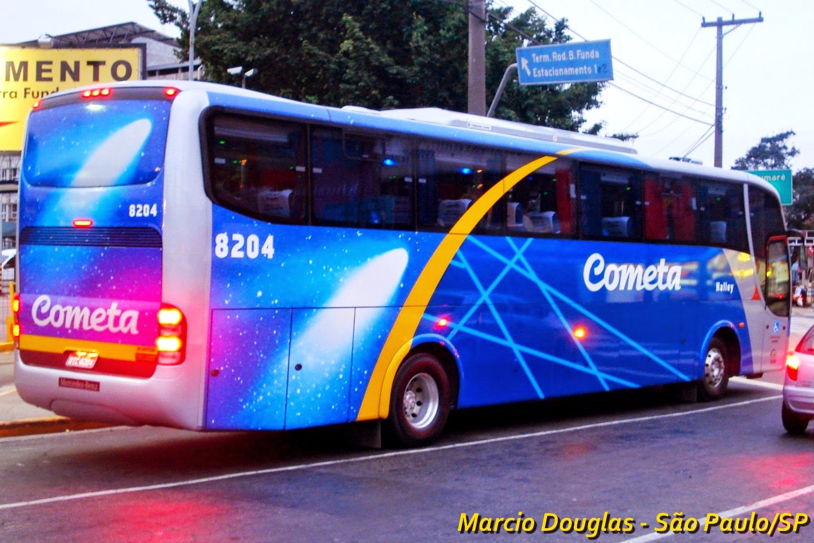 Expresso Bus: Cometa 8204