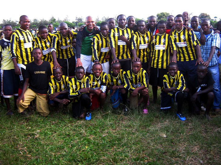 KitAid: RSVP RWANDA SPORTING HEMEL ACES KIT