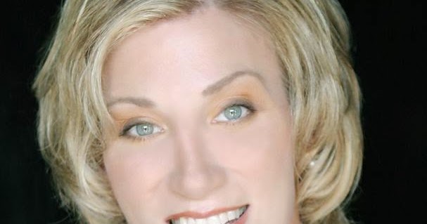 The Heroines of My Life: Interview with Donna Rose