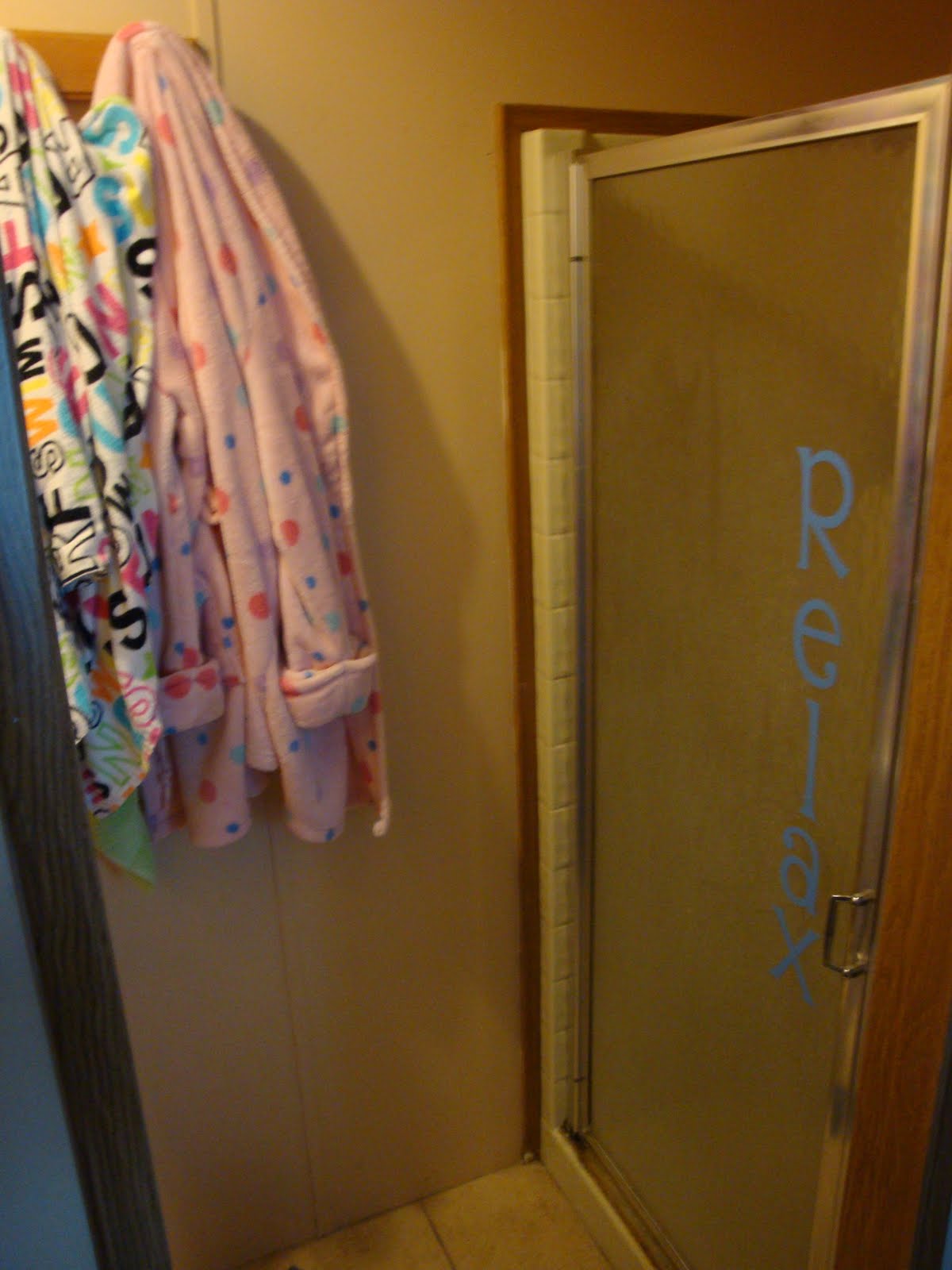 This Messy Business - Bathroom Reveal - DIY Show Off ™ - DIY Decorating ...