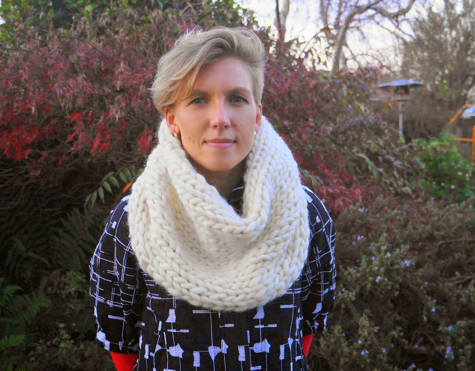 Crafty Cake Creative: Adult size snood knitted in Crucci Terra Firma yarn