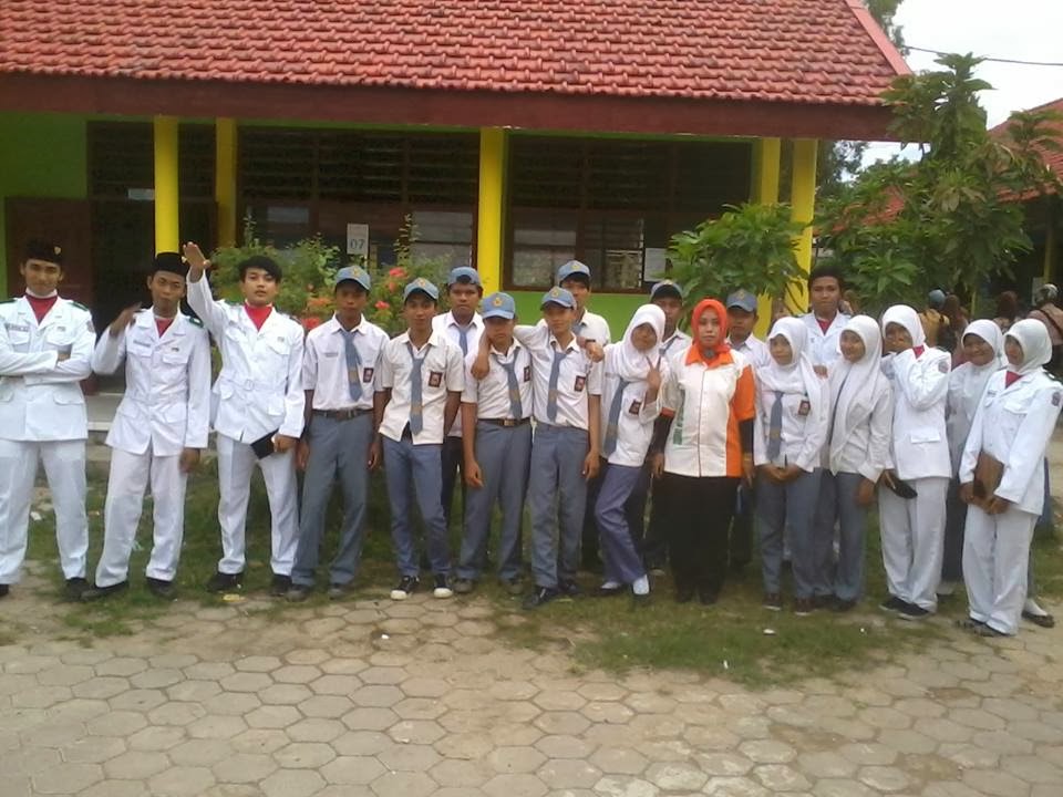 TKJ SMK N 1 KAMAL: 2014