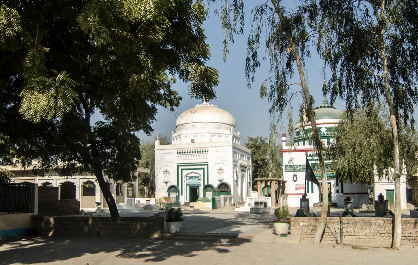 DIPALPUR CITY: ANCIENT GRAVEYARD IN DEPALPUR