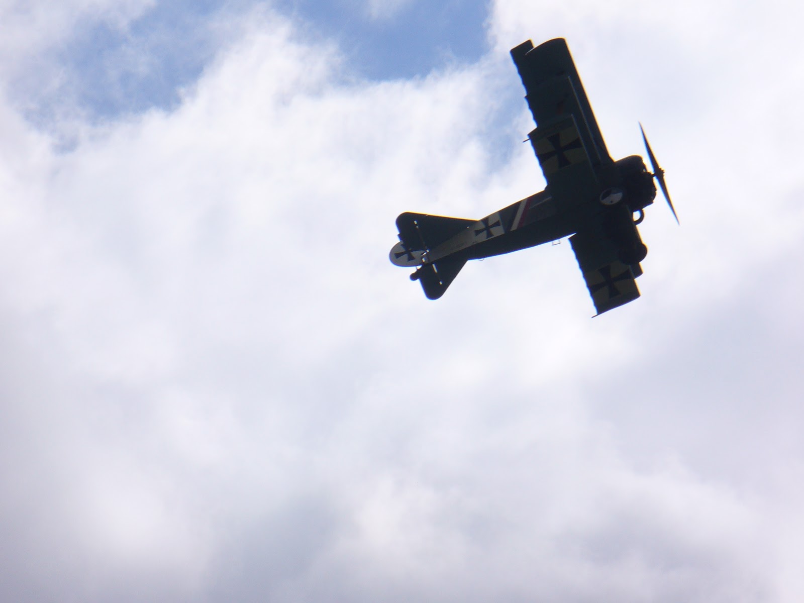 Ontario War Memorials: Caledon - Great War Flying Museum