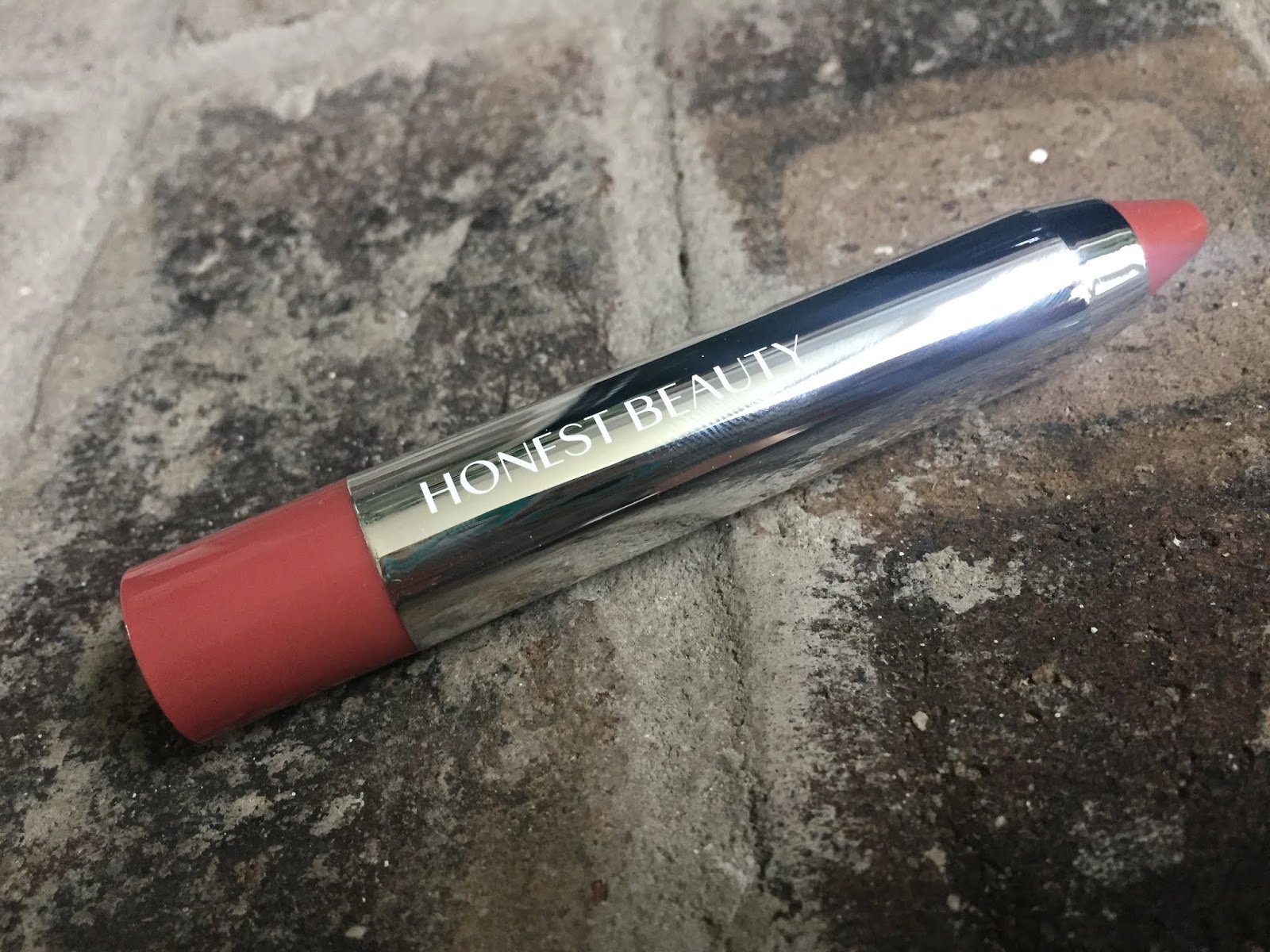 Pammy Blogs Beauty: Subtle Color with Honest Beauty