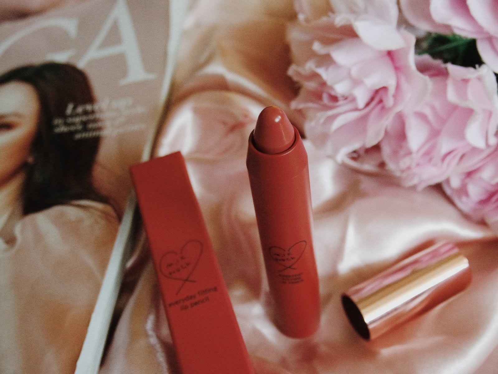 Milktouch Everyday Fitting Lip Pencil Review | pinkislovebynix