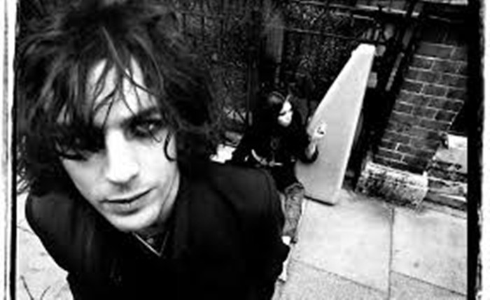 BIOGRAFIAS E COISAS .COM: A TRISTE HISTORIA DE SYD BARRETT(musico ...