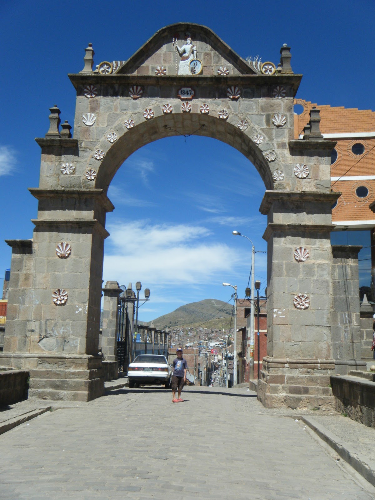 Discovering Puno Peru with a child - Exploramum & Explorason