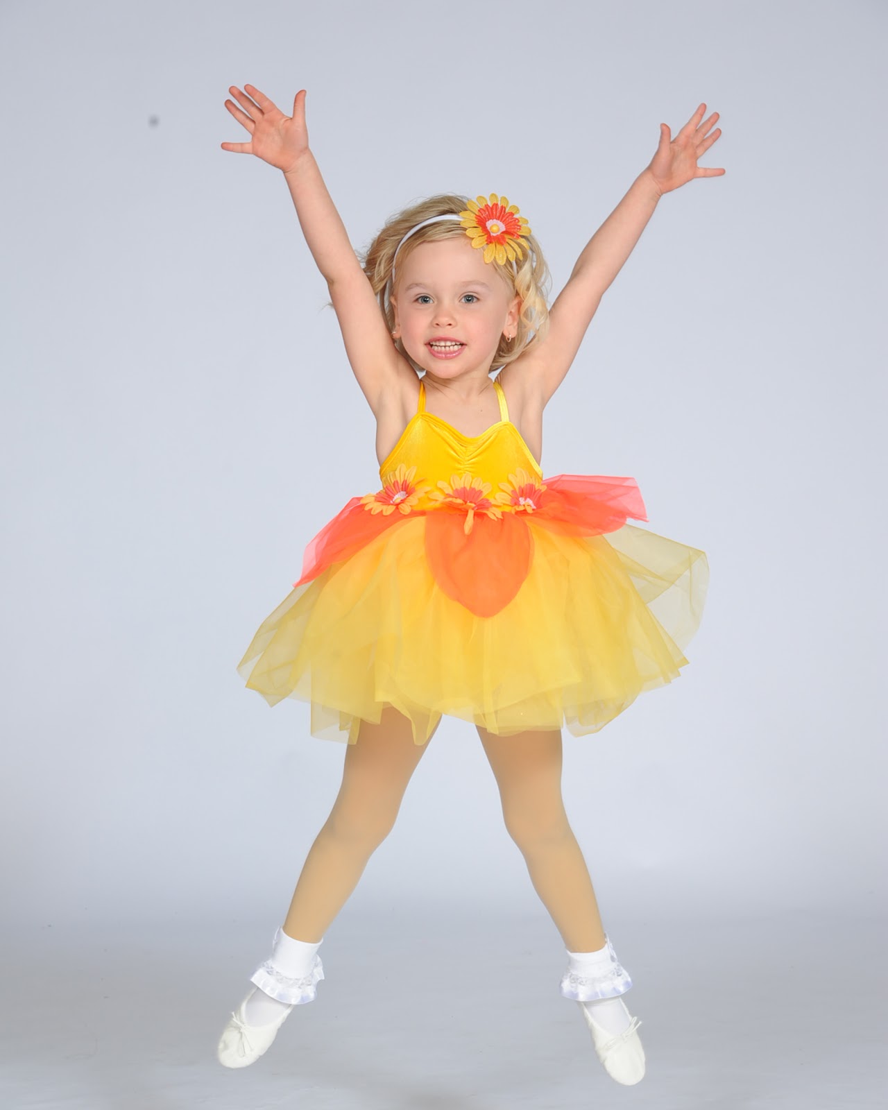 DancExplosion Arts Center