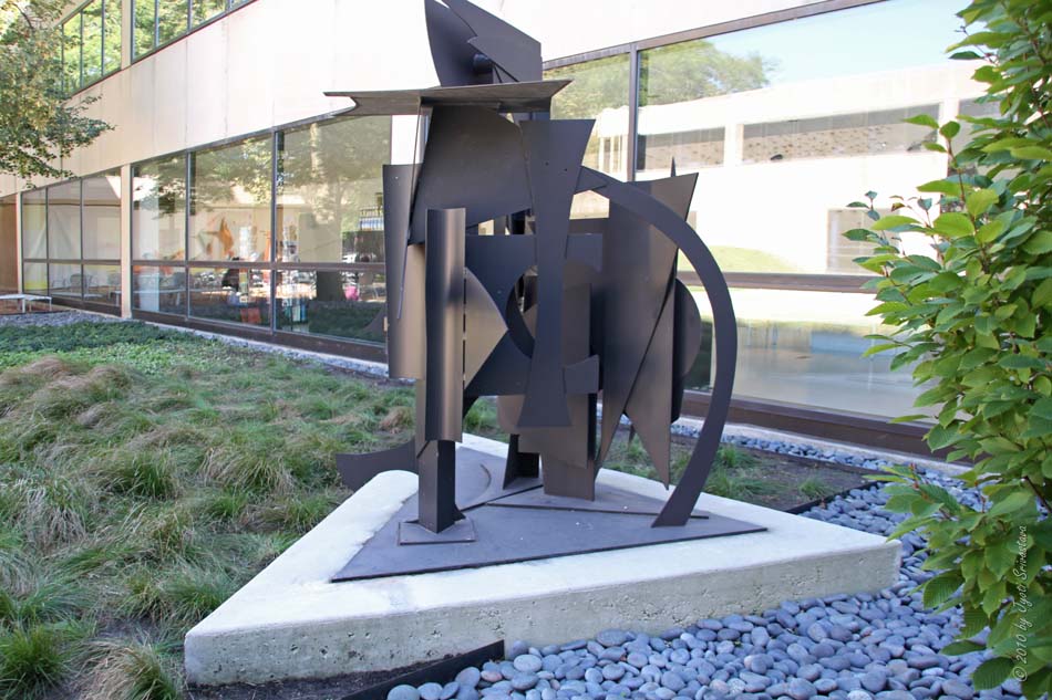 Public Art in Chicago: University of Chicago: Smart Museum [Sculpture ...