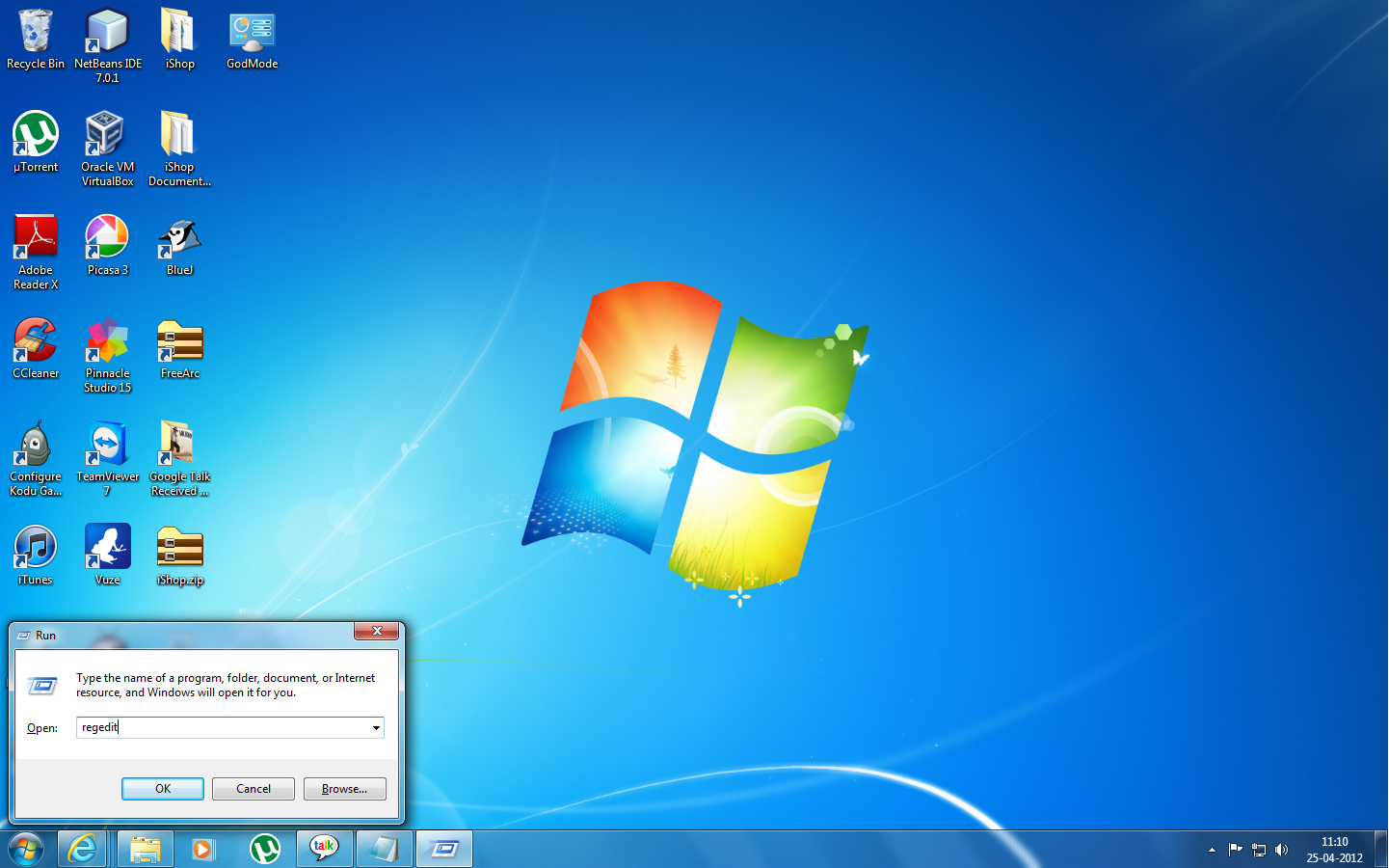 Ultimate iBloggers: How To Change Windows 7 Log On Screen