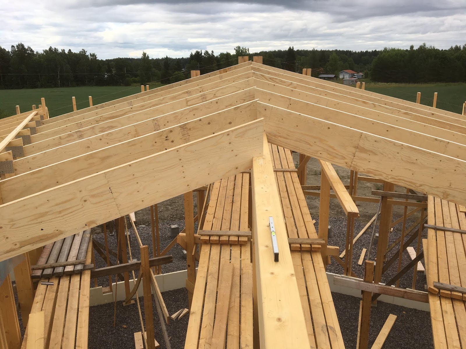 Runko ja kattorakenteet osa 3