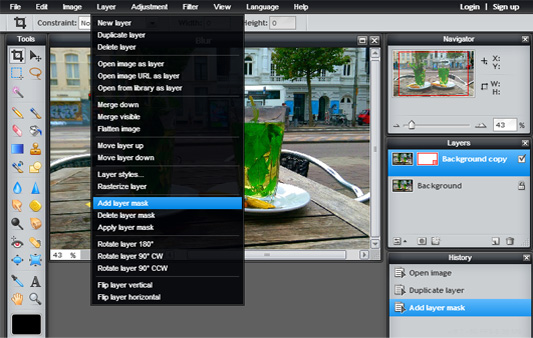 How to blur the background of a photo in Pixlr