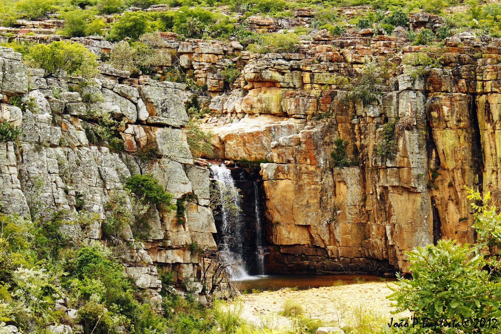 Xa-Malundo: Serra da Chela/Leba - Namibe/Lubango - Angola