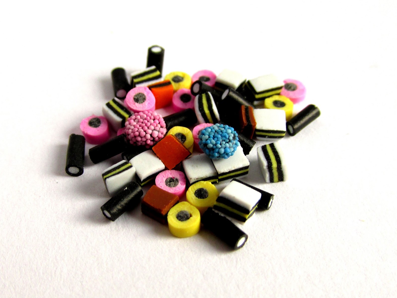 Homewardflight: Victorian Sweets In DHMS Magazine!