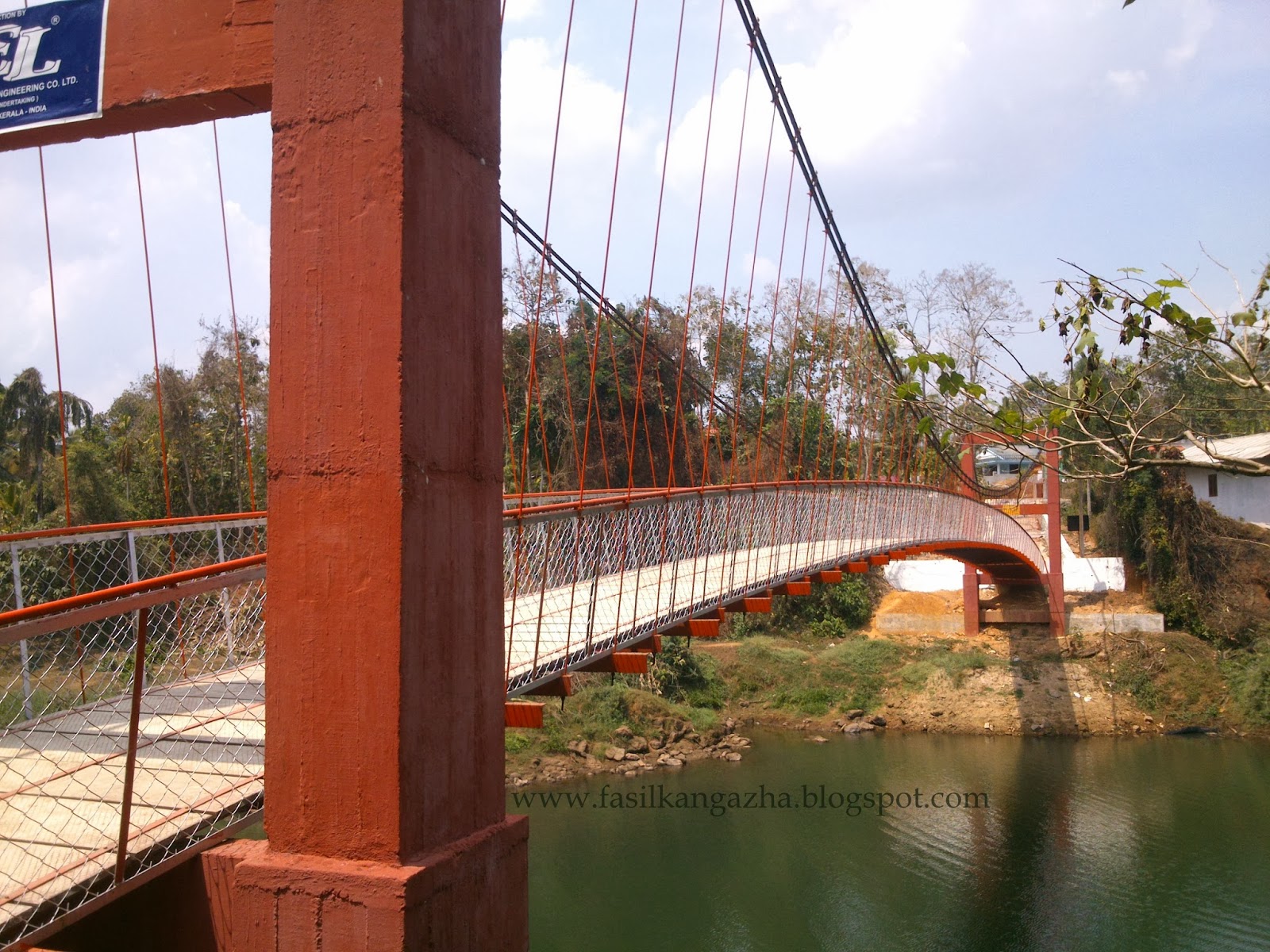 Fasil's: Hanging bridge...Pandalam