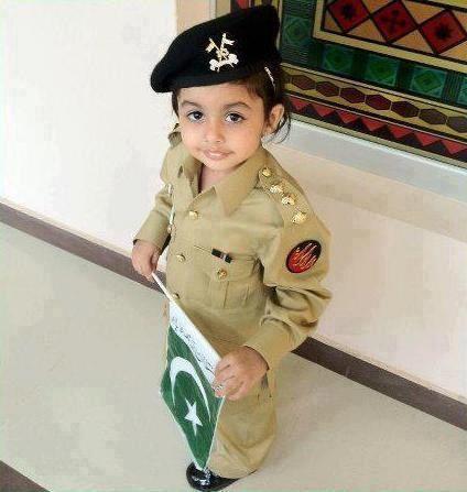 Cute Little Girl in Pakistan Army Uniform - All About Pakistan Army ...