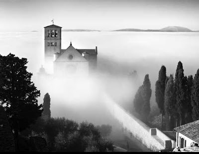 RED UTOPIA ROJA: INDIVIDUAL, CULTURE AND COMMUNICATION, by Roberto Massari