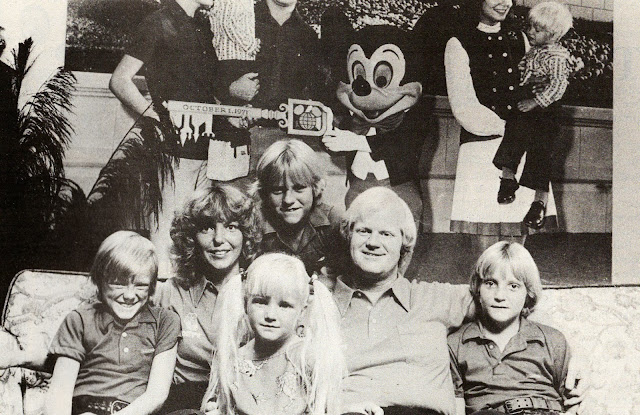 Disney Avenue: The Story of Walt Disney World's First Family