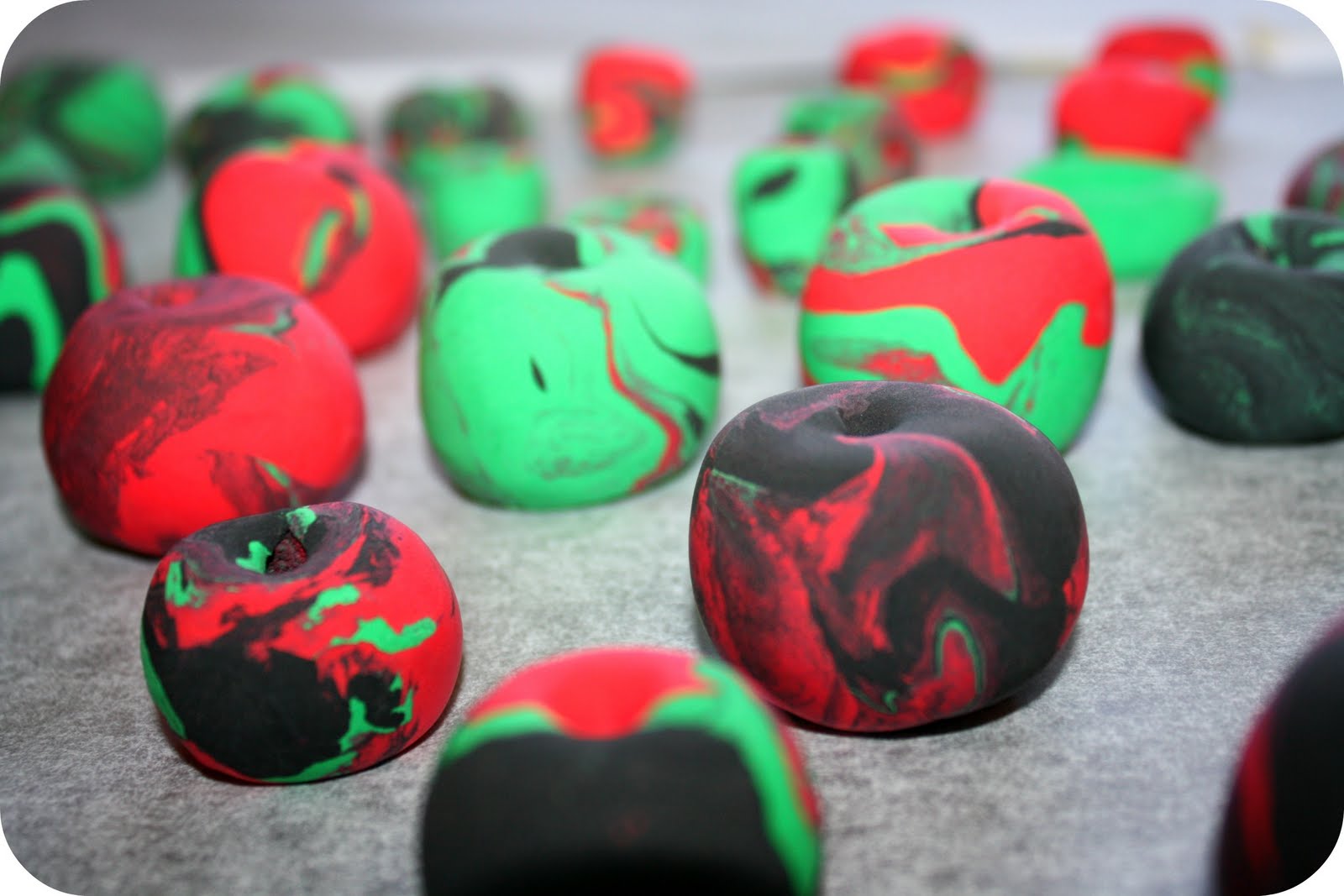 Sassy’s Sanity: model magic crayola stuff