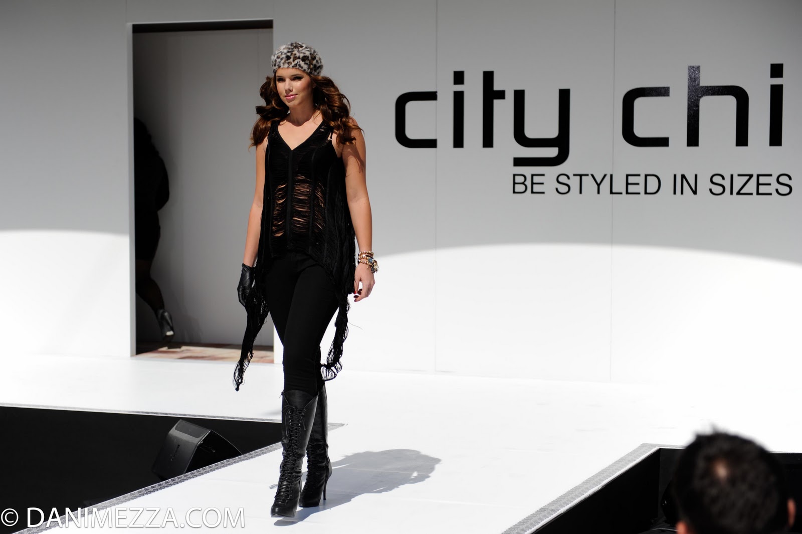 Curves to Kill...: LMFF - City Chic Rocked the Runway!