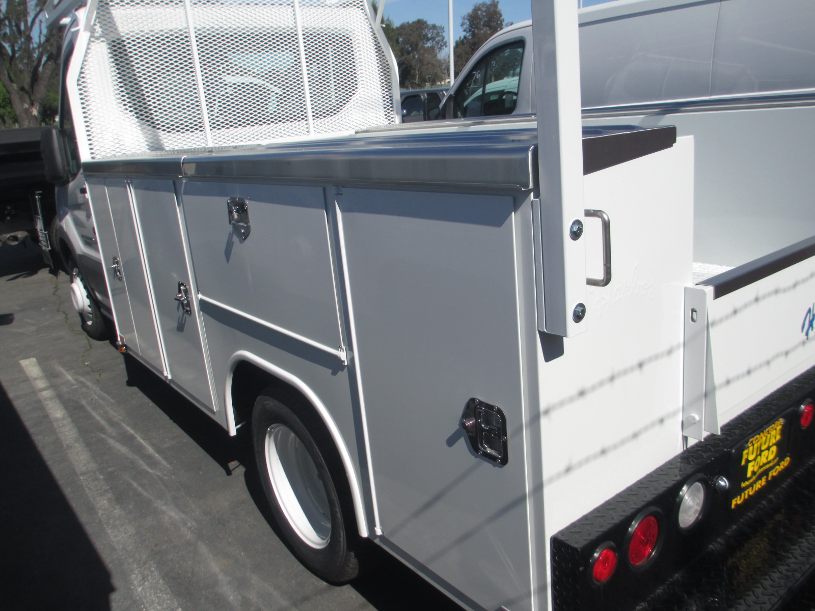 DRW Ford Transit Cab-Chassis with Harbor Service Body and Rack – Plenty ...