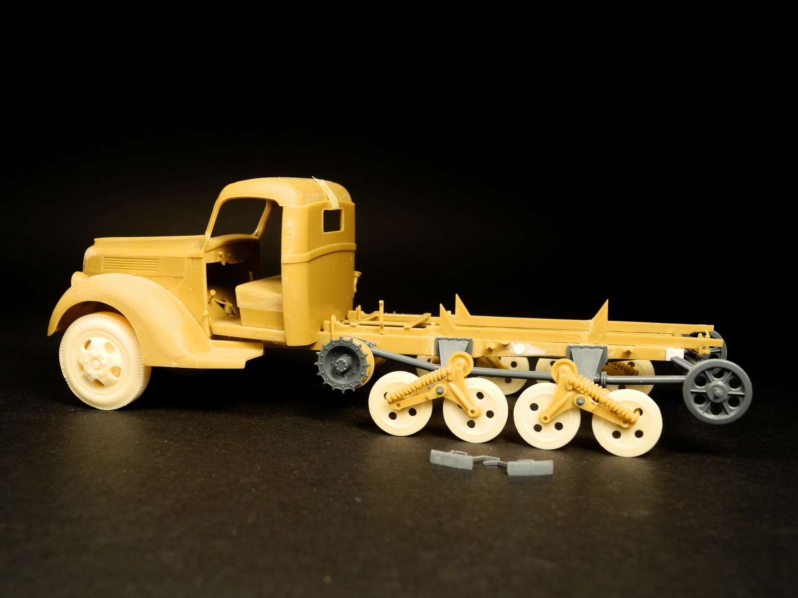 Ford Maultier, ICM 1/35 | planetFigure | Miniatures