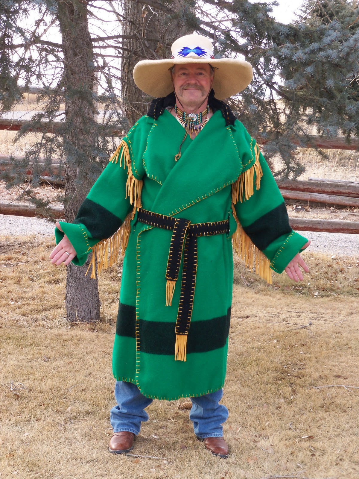 Coyote's Capotes: Capotes