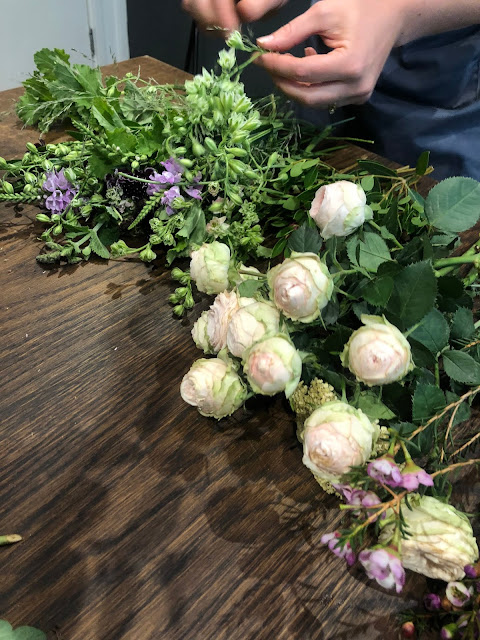Flowers // A Flower Workshop with Philippa Craddock - Roses and Rolltops