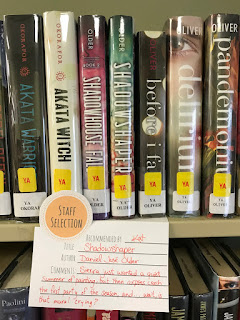 5 Minute Librarian: Easy Staff Picks Displays