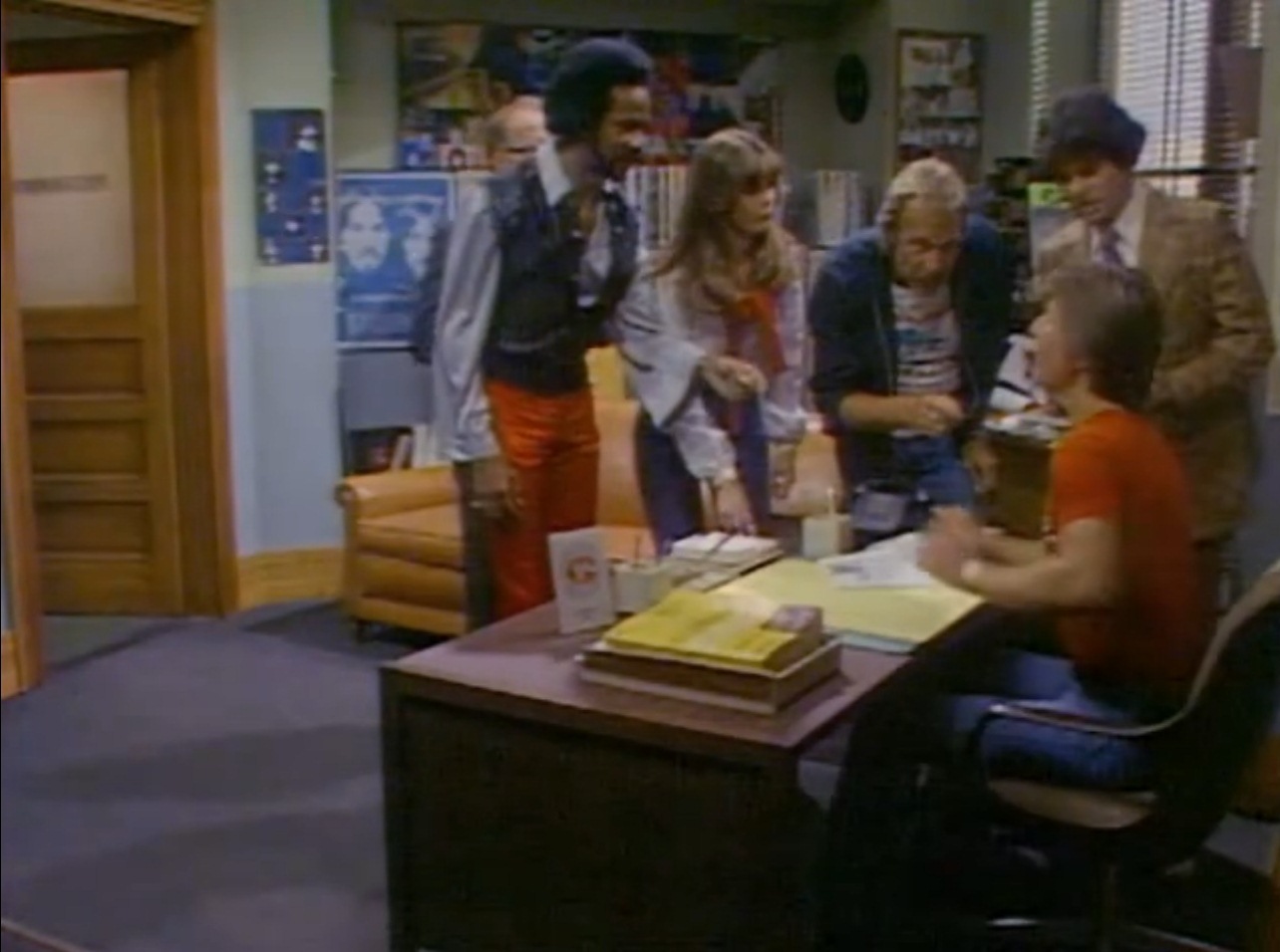 Holiday Film Reviews: WKRP In Cincinnati: "Turkeys Away"