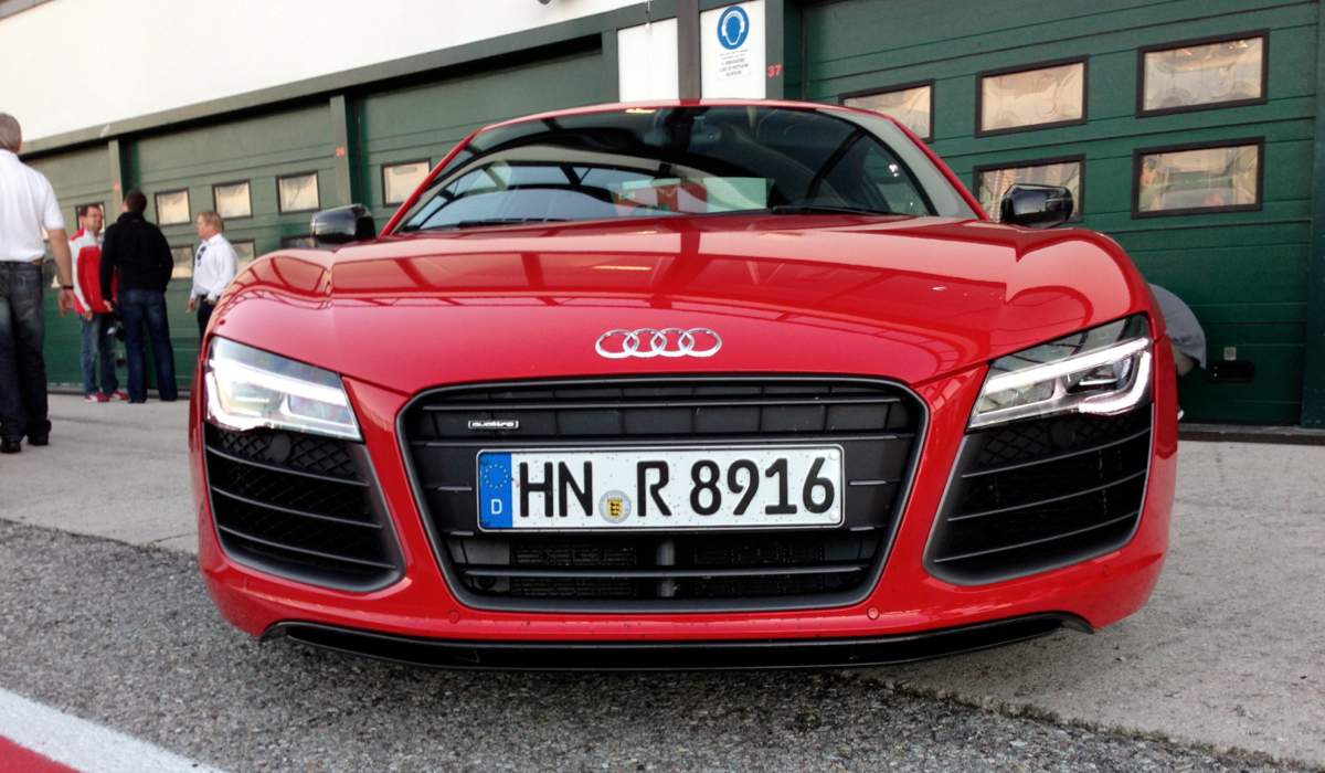 Expresslite: 2014 Audi R8 First Impressions