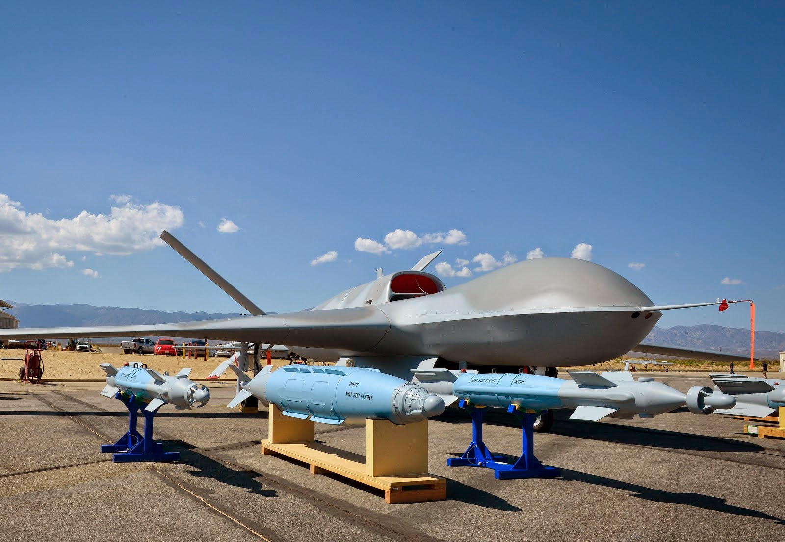 Monsoon Photo&News: ยานไร้คนขับ Predator C Avenger