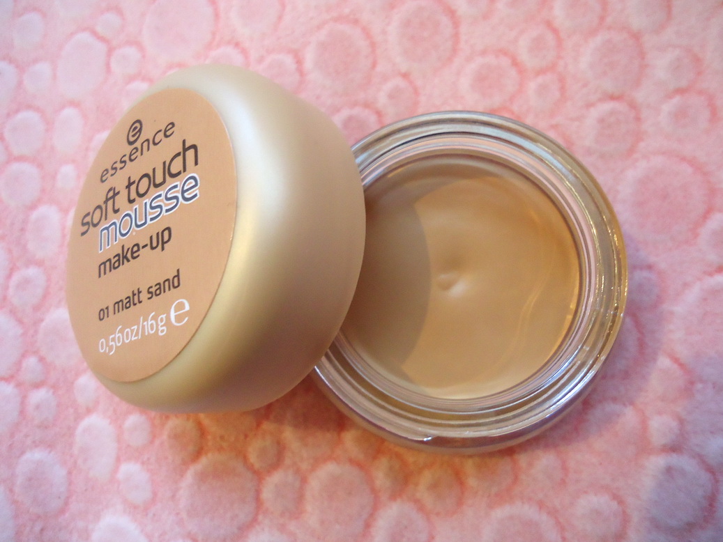 Love struck: Essence Soft Touch Mousse Make-up