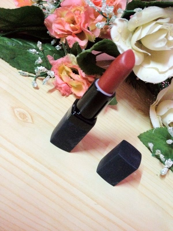 Eccobella's FlowerColor Lipstick Primrose#5 ~ Glamorous Girl :: Fashion ...