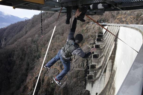Aamir Khan Shootout Dhoom 3 At The Verzasca Dam In Swizerland ...