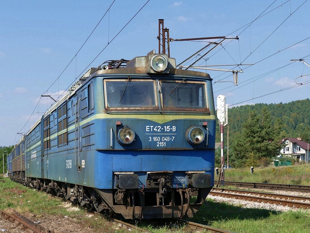 Class 66603 + E6ACTd-103 + ET42-15 + ET22-1150 na stacji Sitkówka ...