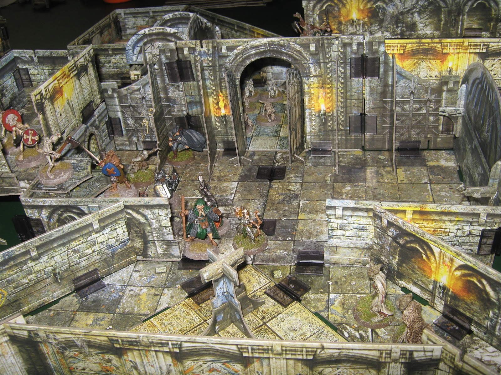 The Miniatures Man: Terraclips Dungeon Essentials 28mm terrain