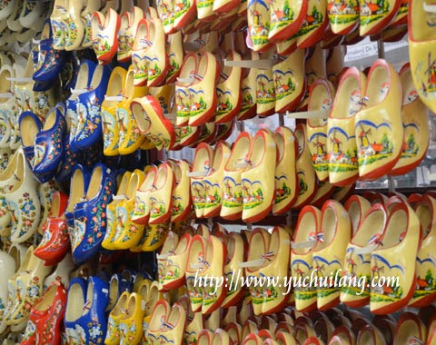 Kenangan Yuchuilang: Keju Dan Kasut Kayu Belanda