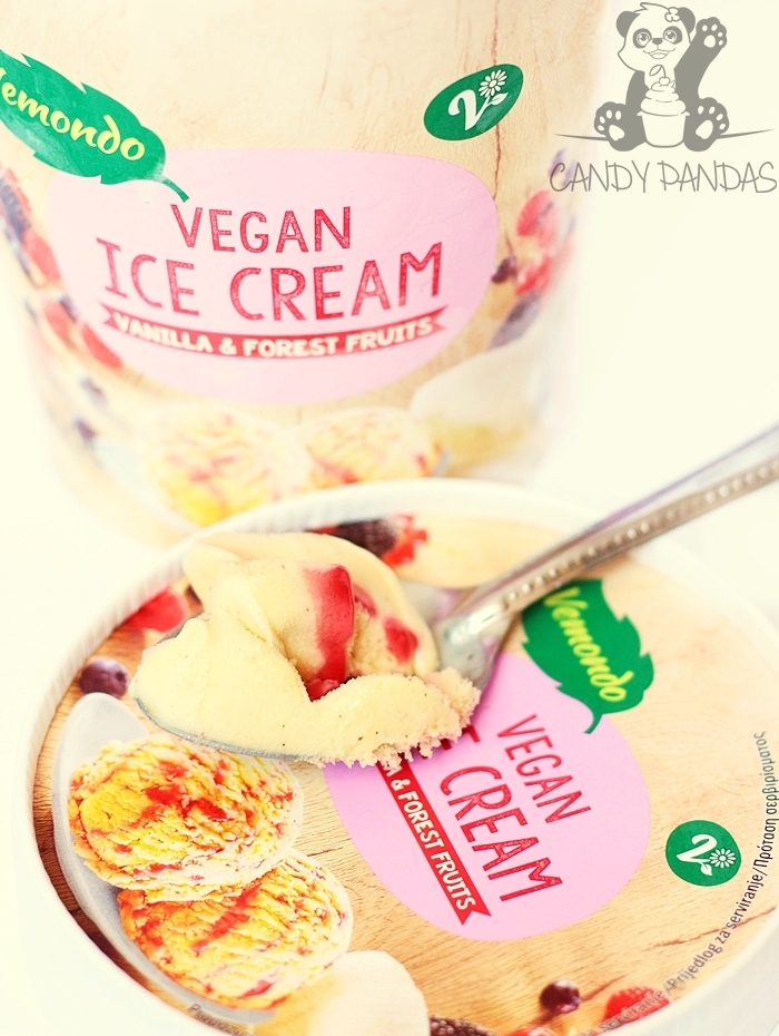 Lody wegańskie, waniliowe z syropem z owoców leśnych– Vemondo (Lidl ...
