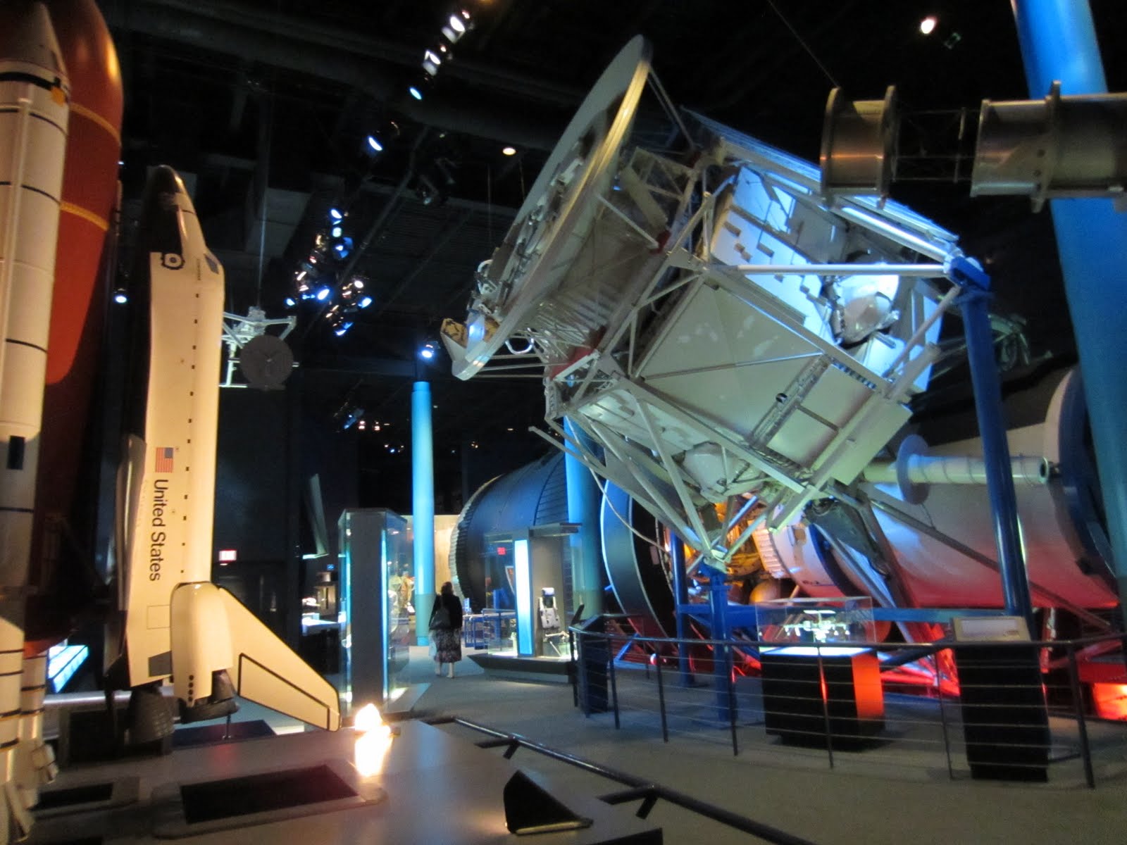 THE SKY IS NOT THE LIMIT: Dinner at the Starship Gallery, Space Center ...