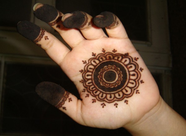 mehndi design: Henna Mehndi Designs