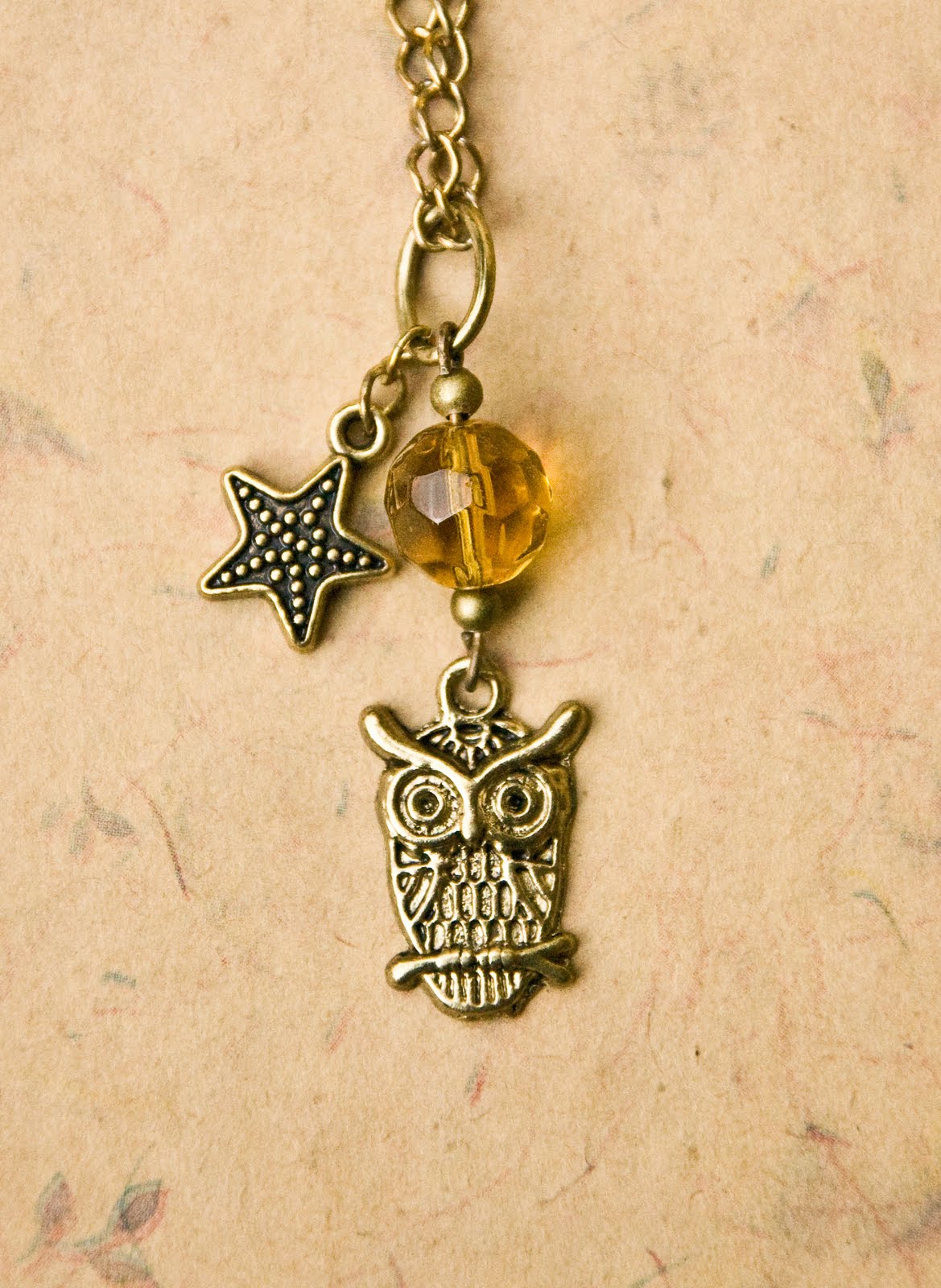 A CRAFTY WORLD: Simply Owl (A Simple Yet Sweet Owl Charm Necklace)