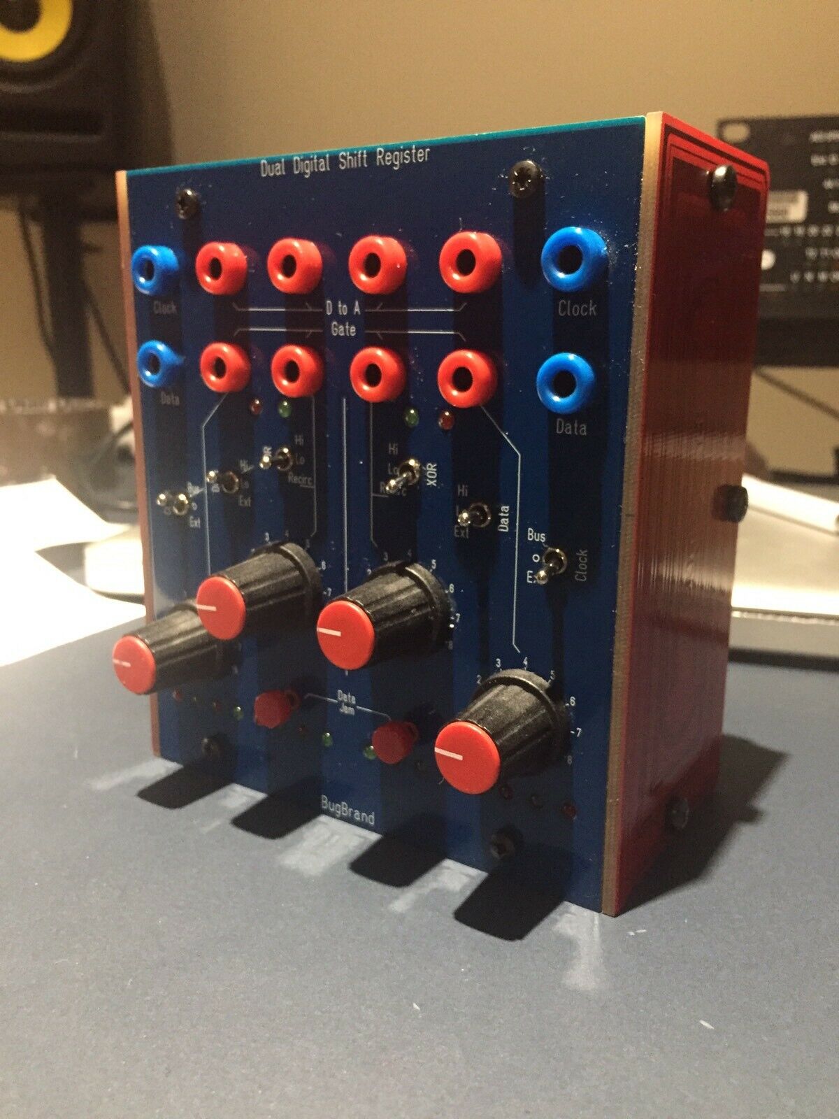 MATRIXSYNTH: BugBrand DDSR - Dual Digital Shift Register in Stand Alone ...