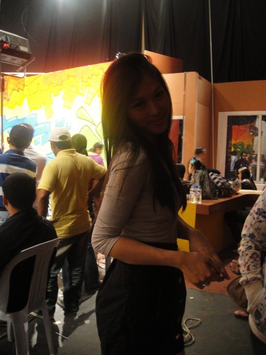 Gossip Actress: Alex Gonzaga at taping of LokoMoko U