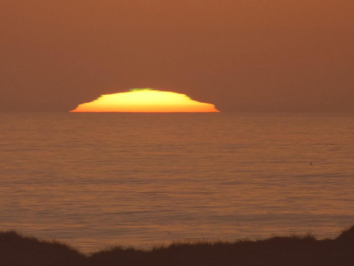 Geotripper: The Green Flash, the Green Rim, and Coastal Sunsets