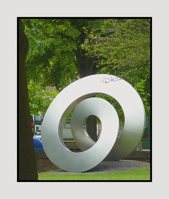 Oogwandeling: Oneindige spiraal