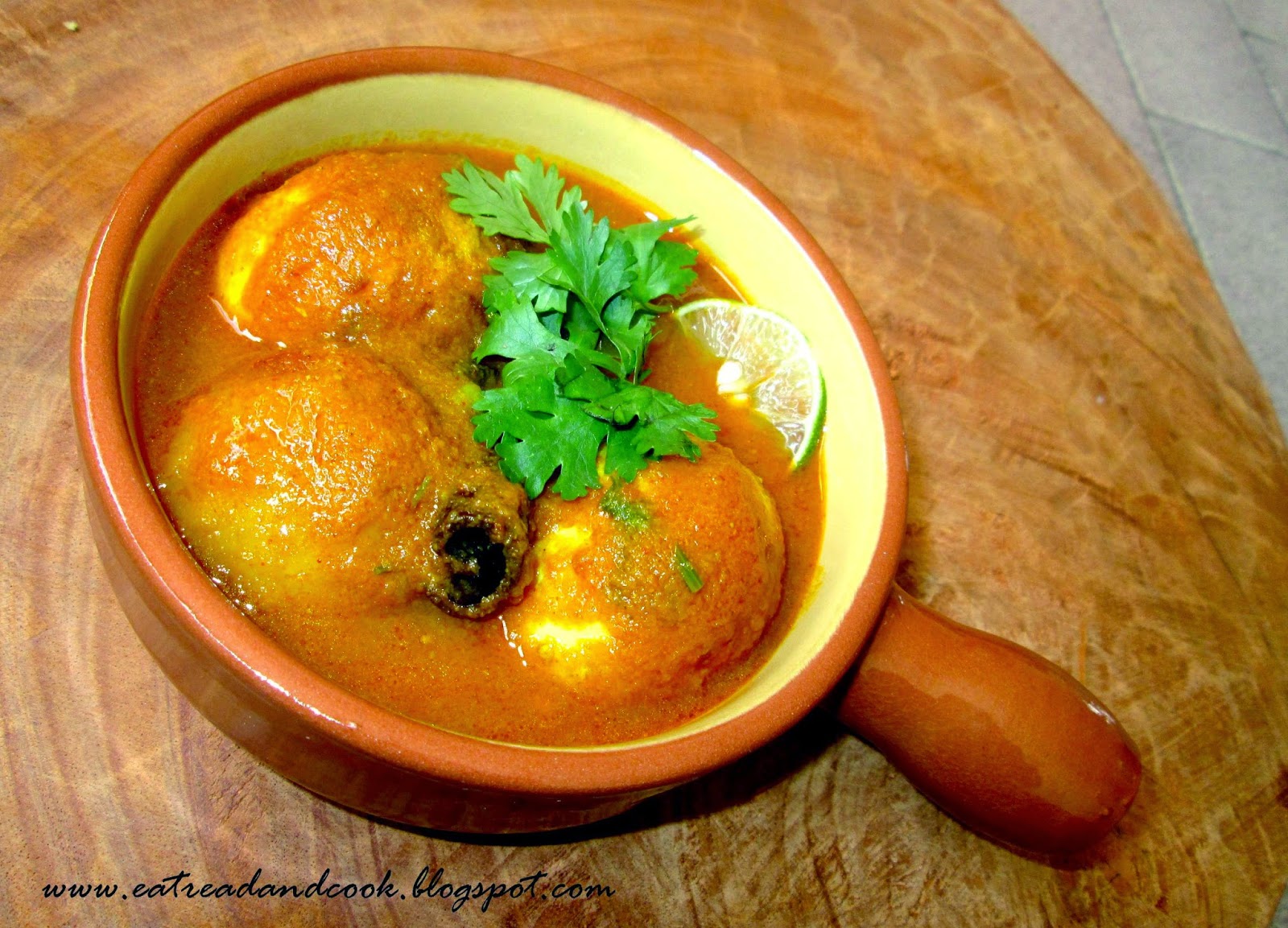 Dimer Jhol / Dimer Dalna