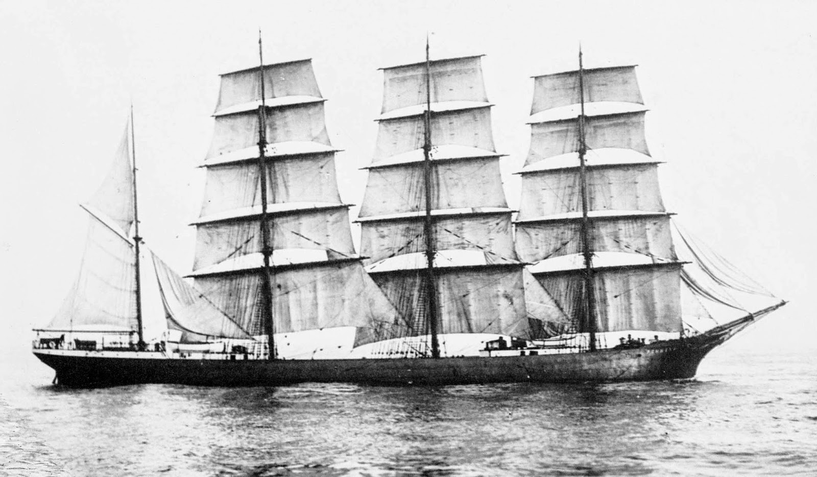 Big Apple Secrets: Peking, clipper ship at the South Street Seaport Museum