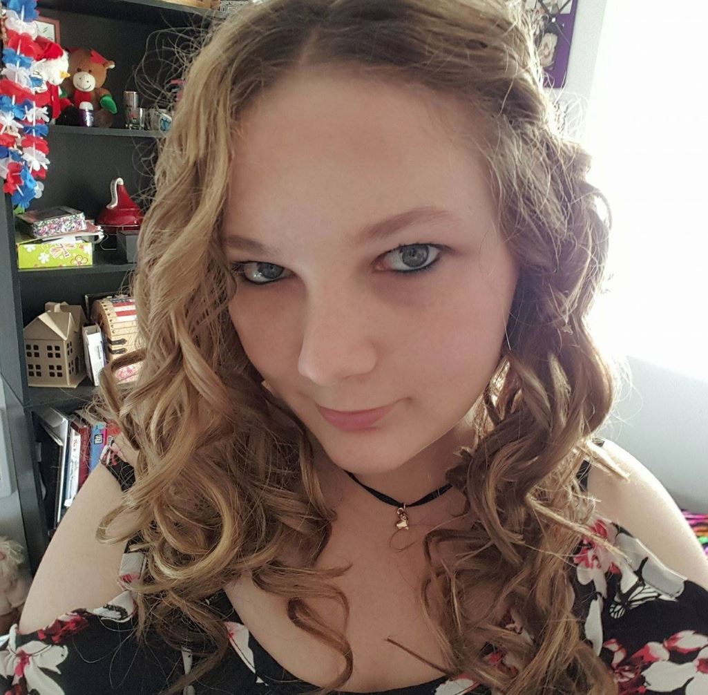 MEC&F Expert Engineers : Daniel Oneal, 24, Amanda Salmon, 23, and a ...